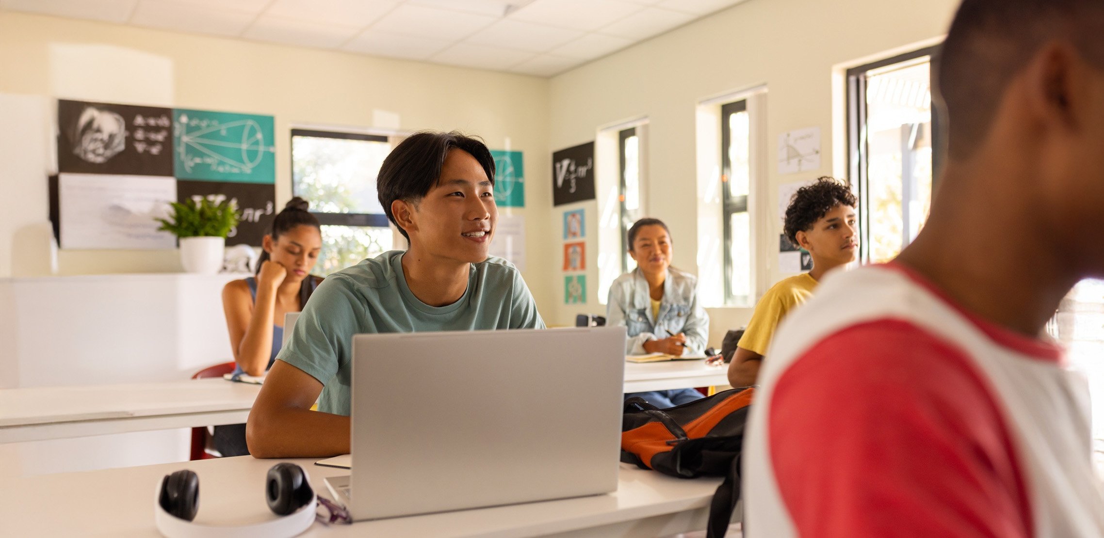 ILSC | Language Schools | Programs | Junior | Residences | CISS Toronto